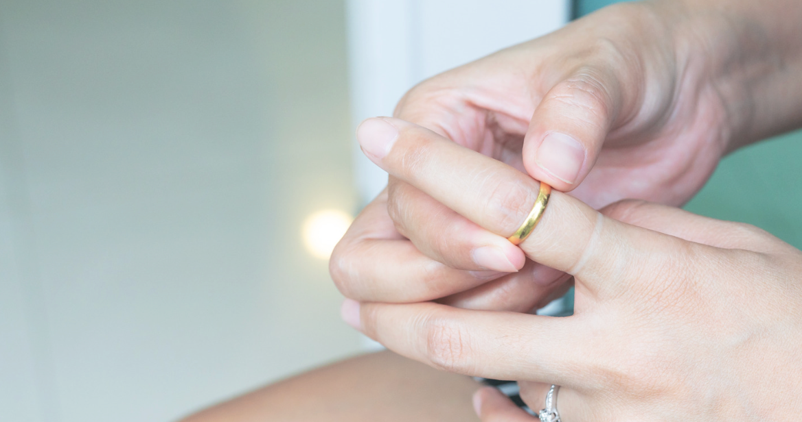 What Do I Do If I Get A Ring Stuck On My Finger? – Allie Perry Designs